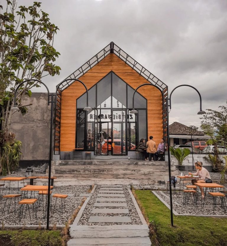 Rute dan Lokasi Daun Coklat Malang, Café Hits dengan Nama Alias “Dancok ...